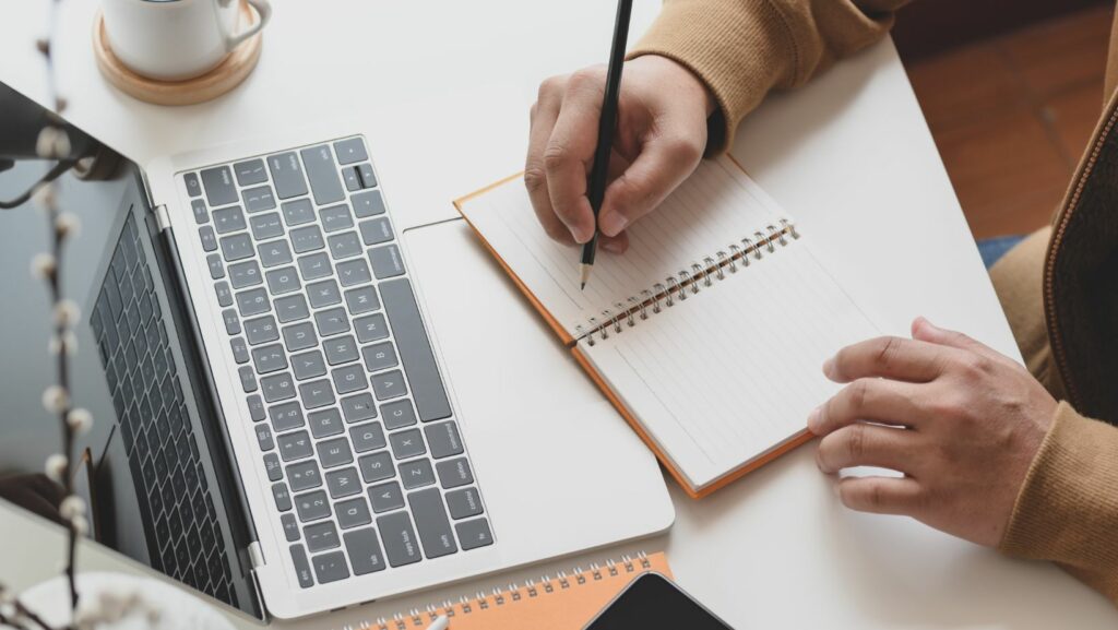 Nonfiction Writing Examples: 8 Powerful Types That Captivate Readers ...